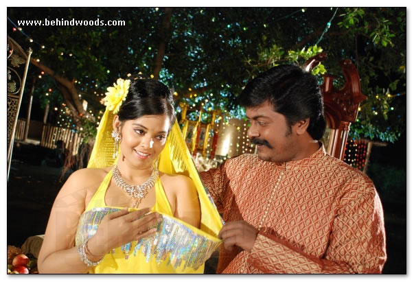 Nee Unnai Arindhal - Movie images - Behindwoods.com - Tamil Movie Events - Murali Kushi Rishi ...