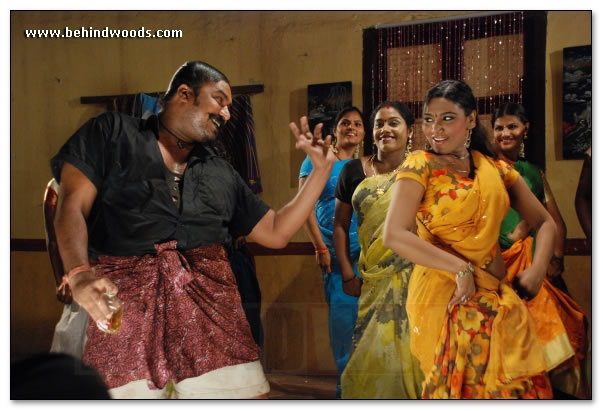 Nee Unnai Arindhal - Movie images - Behindwoods.com - Tamil Movie Events - Murali Kushi Rishi ...