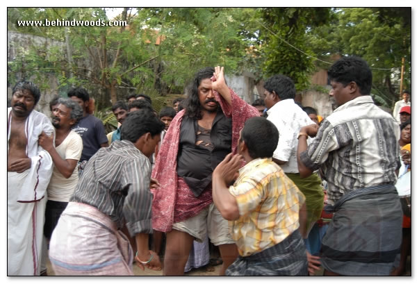 Nee Unnai Arindhal - Movie images - Behindwoods.com - Tamil Movie Events - Murali Kushi Rishi ...